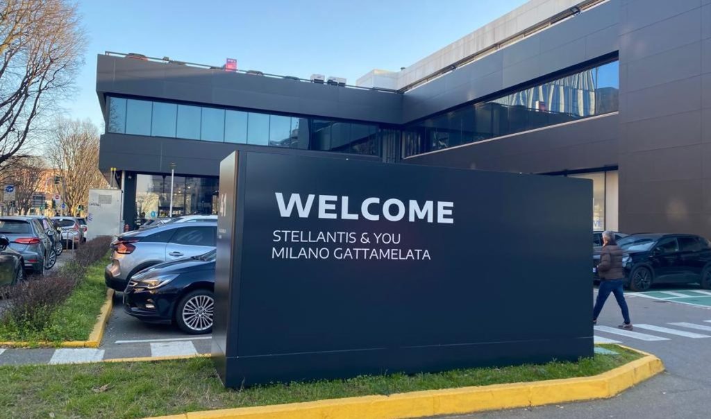 Apre a Milano la prima Stellantis Brand House - DealerLink.it